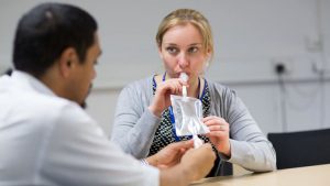 CLO Test Là Gì? Tất tần tật về Clo-Test trong Xét nghiệm HP